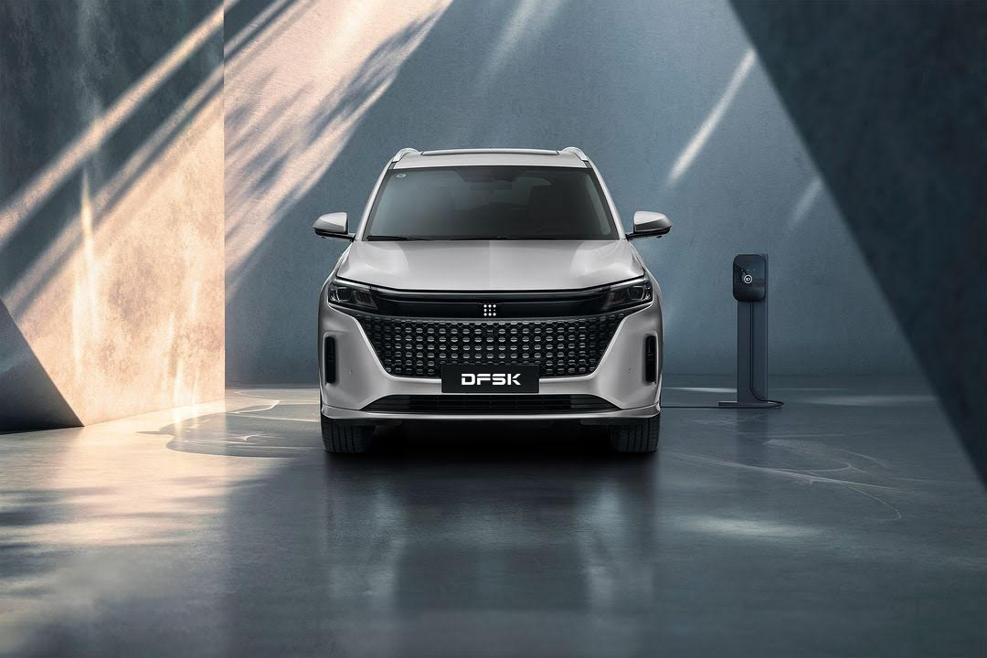 DFSK SUV 600 ahora debuta como híbrido enchufable